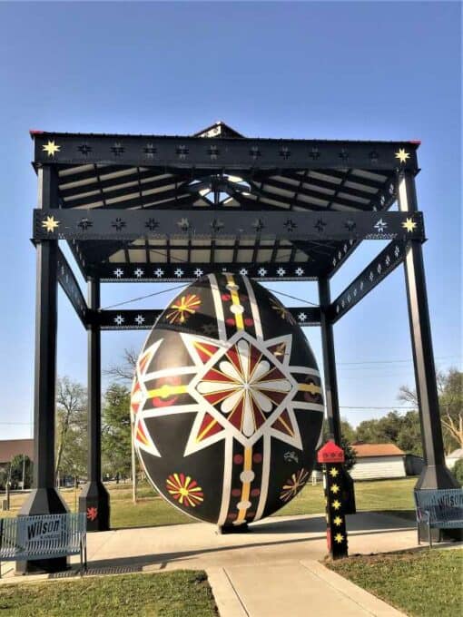 The 12 Days of Kansas - Fun Kansas Road Trip & Top Things to Do