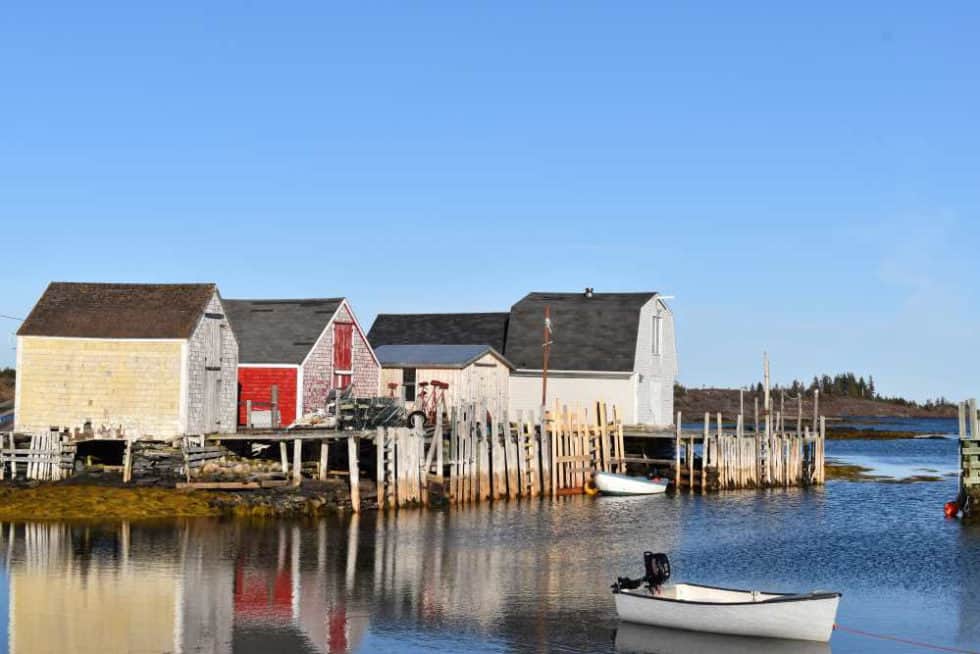 Nova Scotia's Lighthouse Route - Follow The Piper